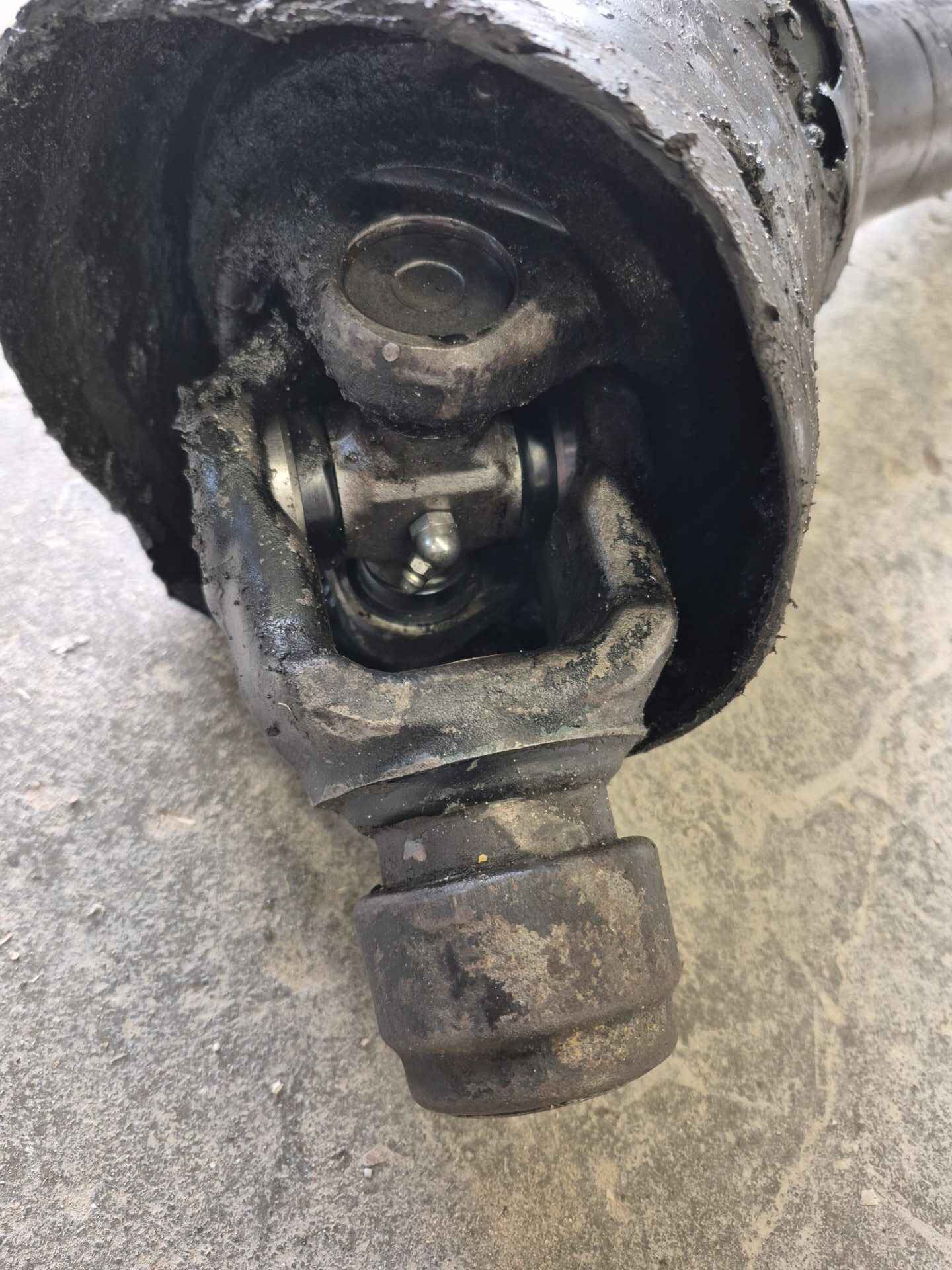 Double joint 1000 RPM PTO shaft - Quick Bids