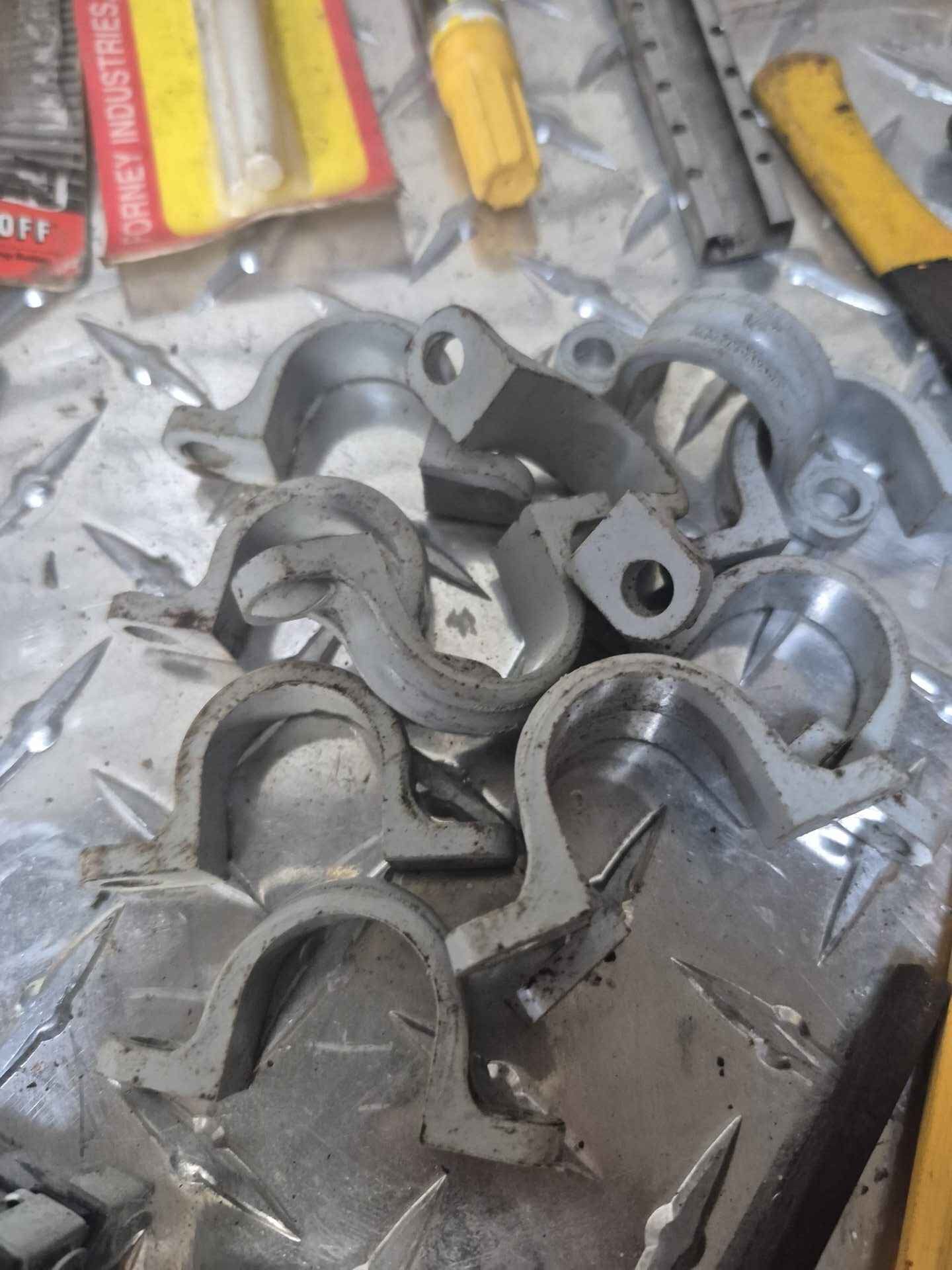 Assorted tools electric tool and tire components - Quick Bids