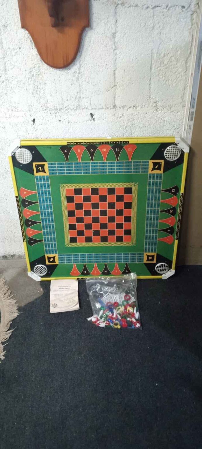 Eagle Games multi game board (144 games instruction book) (some game ...