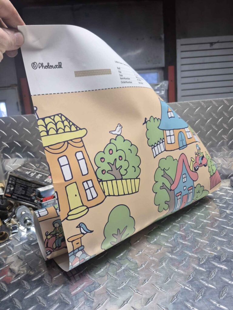 roll of photo wall - Quick Bids