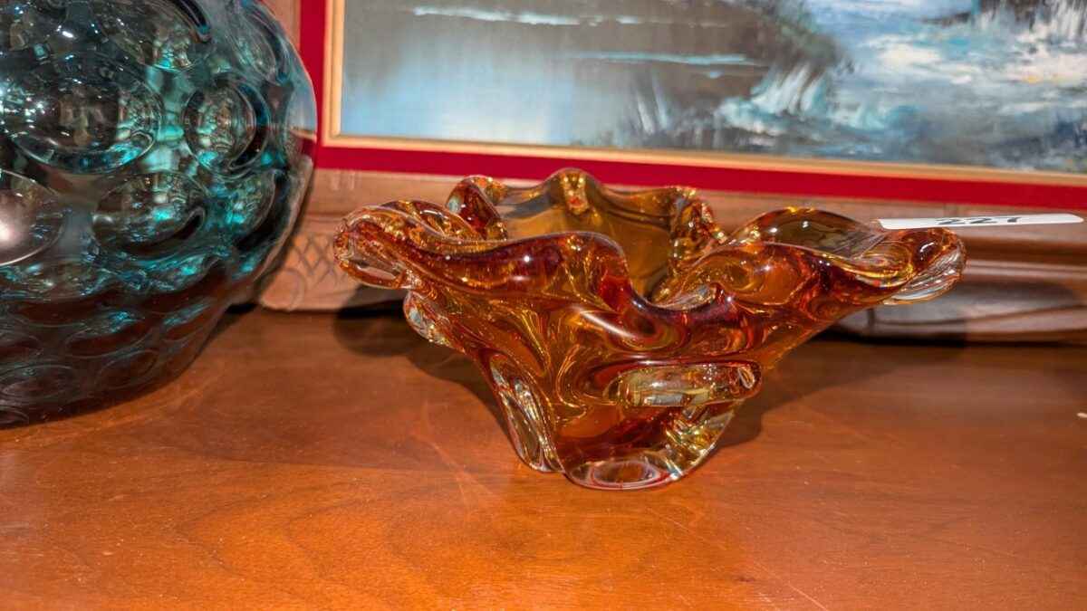 Amber Art Glass - Quick Bids